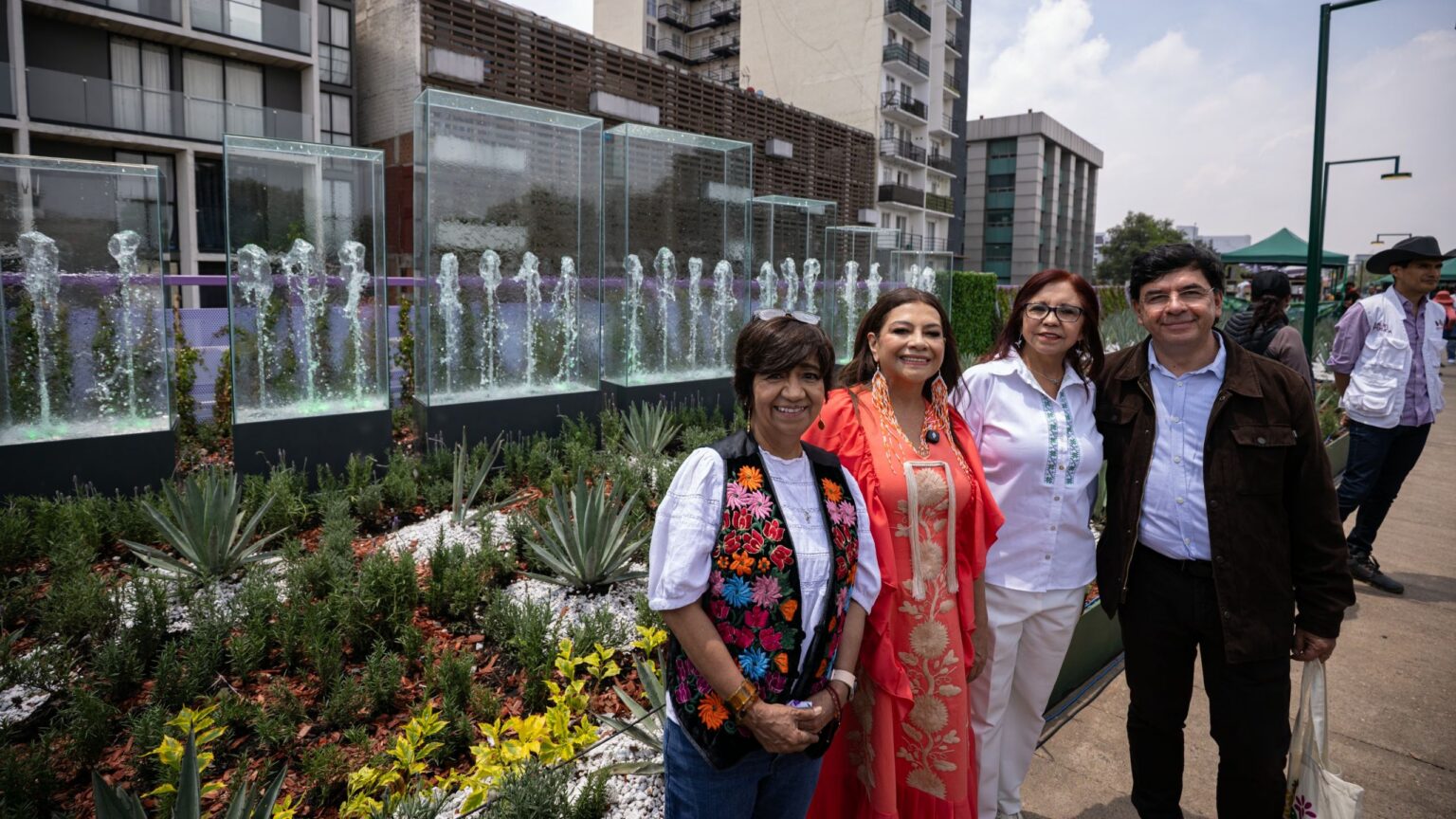 Inaugura Brugada sobre Tlalpan el primer tramo del jardín flotante ...